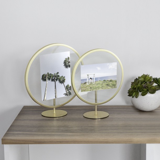 Infinity Frame Round for 13 x 18 cm Photo Umbra