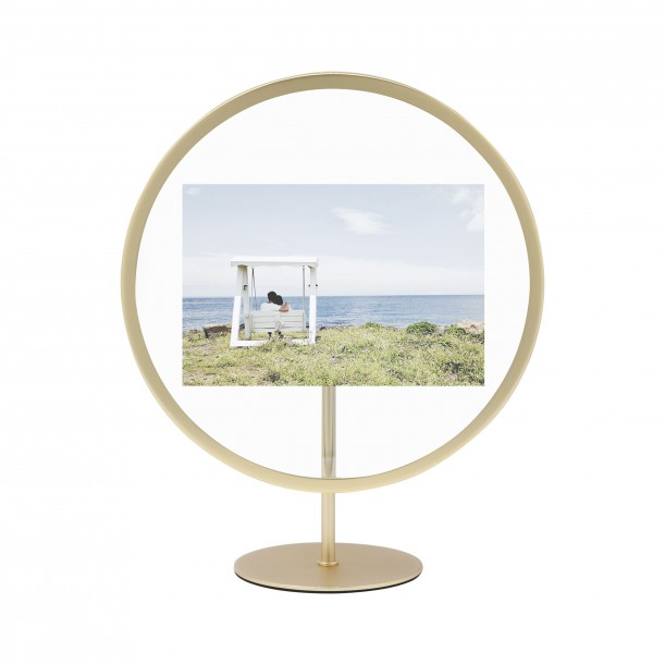 Infinity Frame Round for 10 x 15 cm Photo Umbra